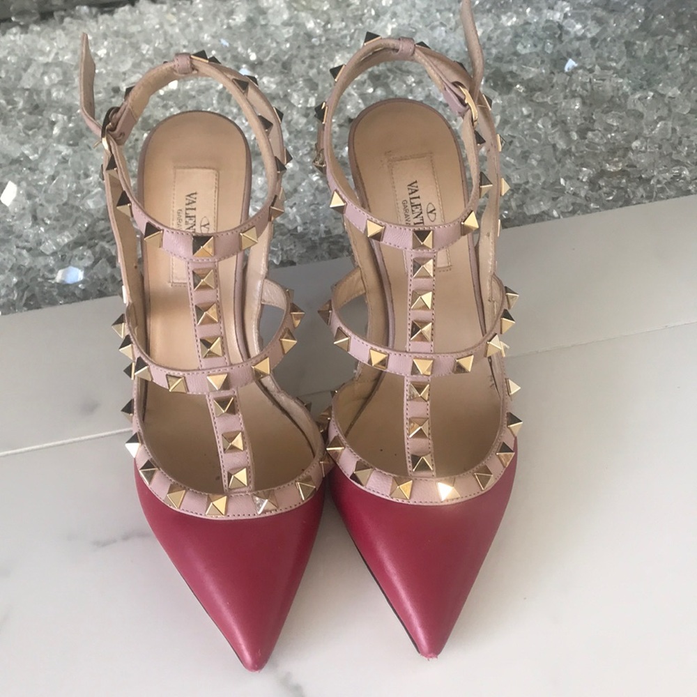 Valentino Rock Stud Pumps - Gem